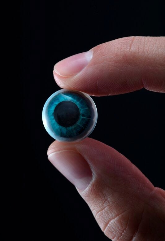 California-based Mojo Vision developing smart contact lens