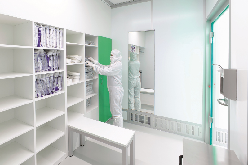 Cleanroom systems, tents and equipment for use in medical technology