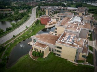 Optum to acquire health technology company Change Healthcare