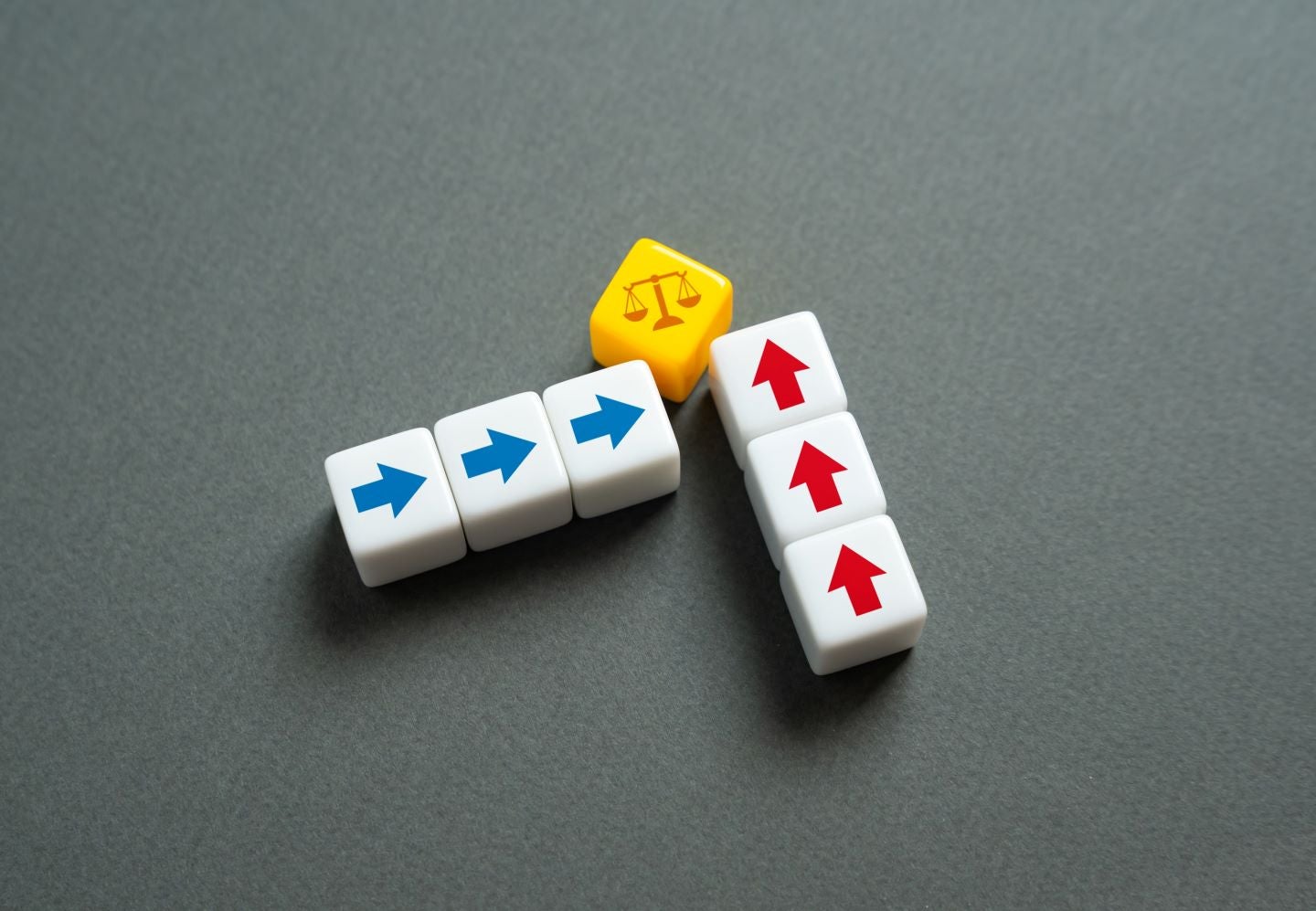 STAAR’s largest shareholder requests new directors in ongoing Alcon ...