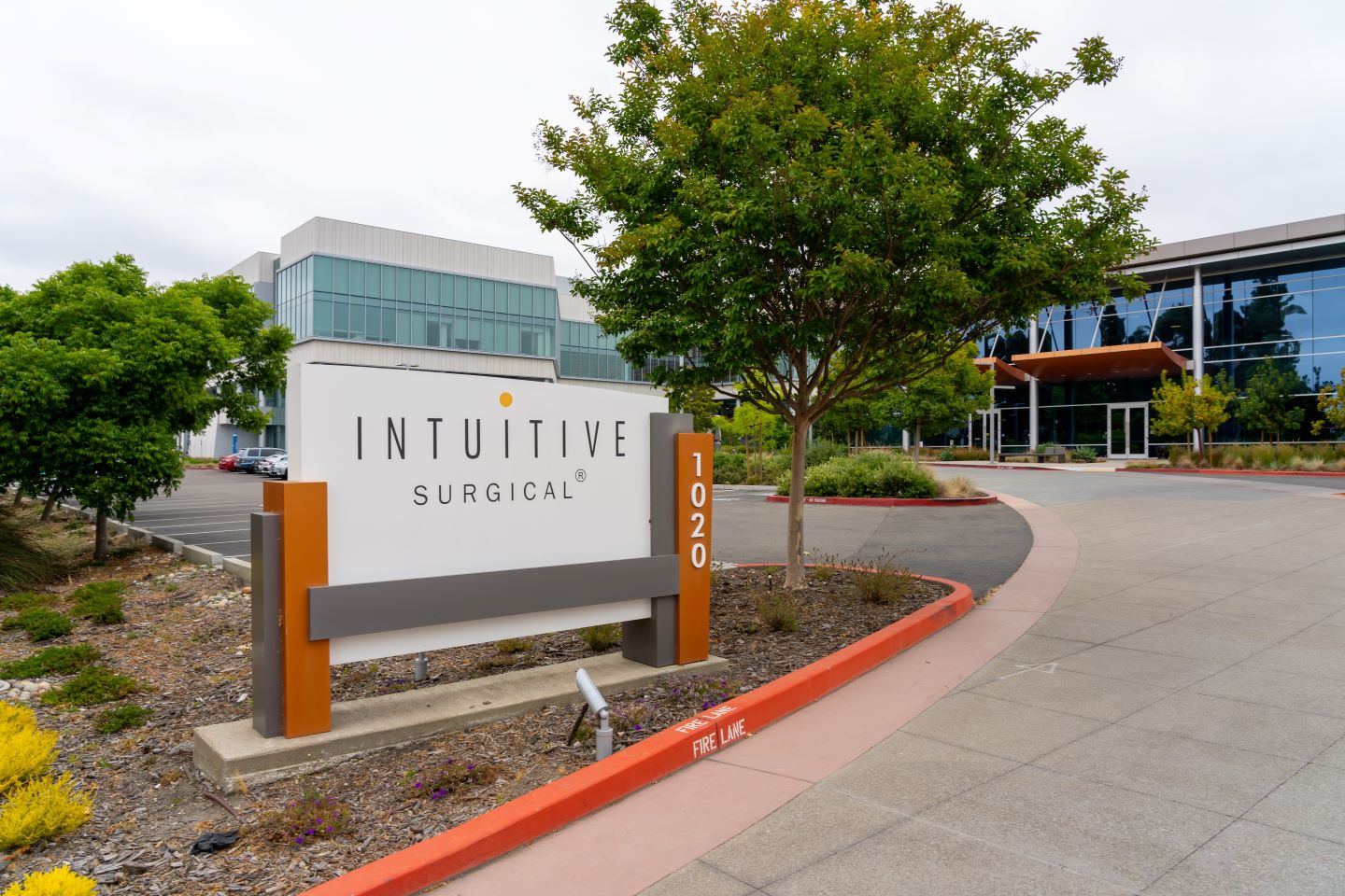 JPM26: Intuitive’s stock falls despite positive FY25 financials ...